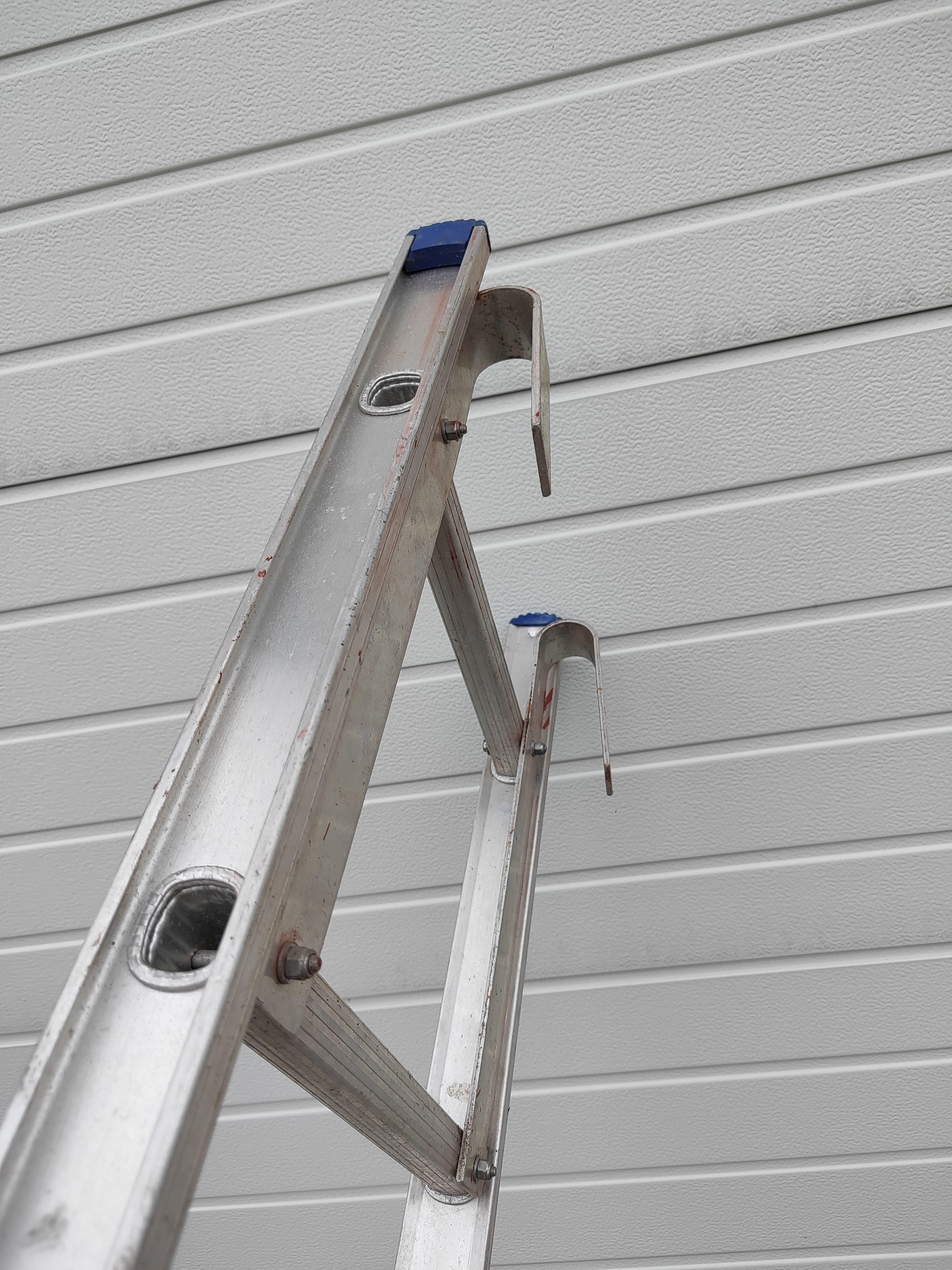 Stege, Aluminium, monterade krokar | Auktion.se
